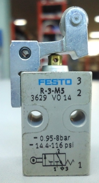 Microválvula de rolete (modelo: R-3-M5 3629) - Comercial Cadiriri ...